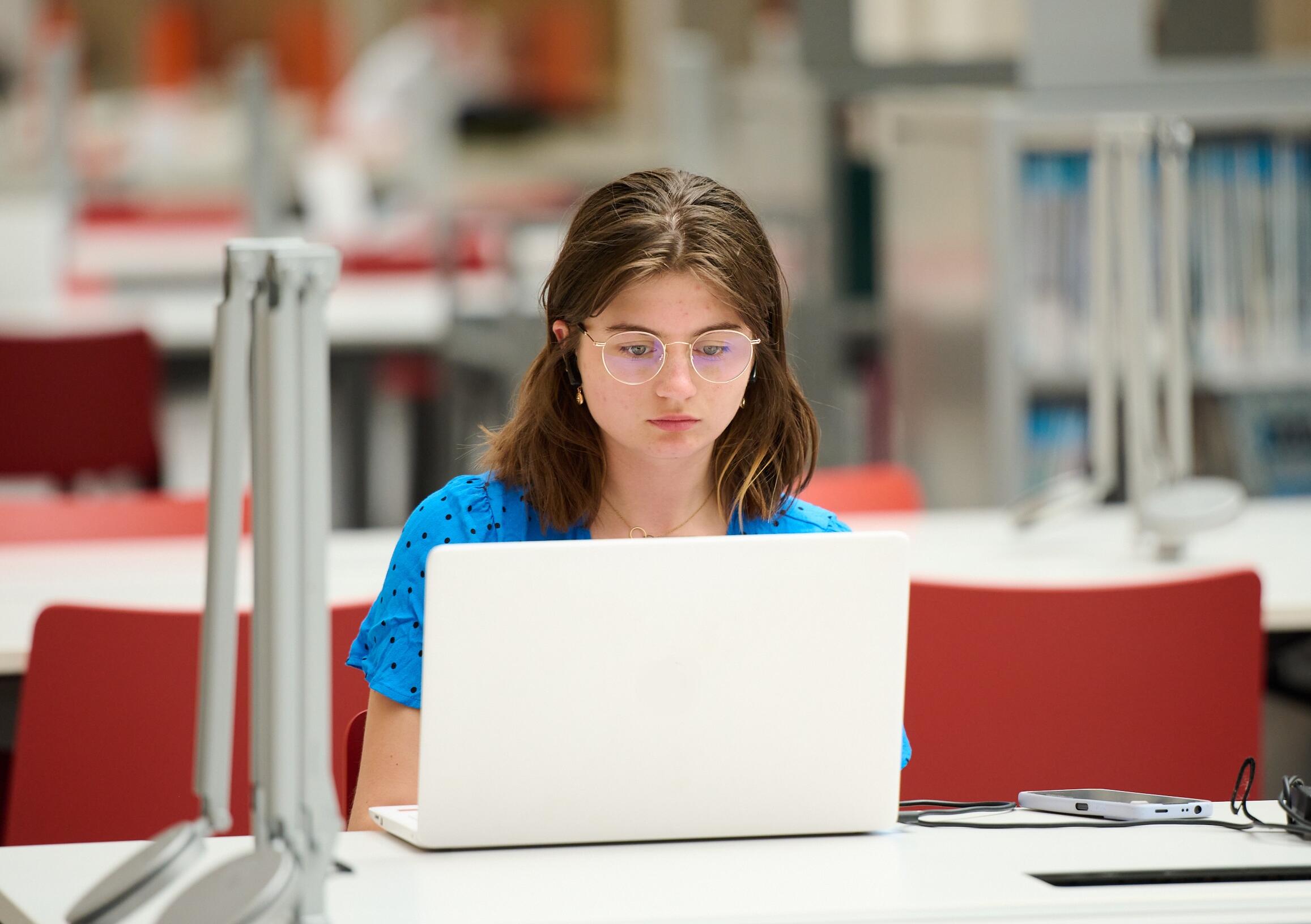 S'inscrire à l'UPJV | UPJV